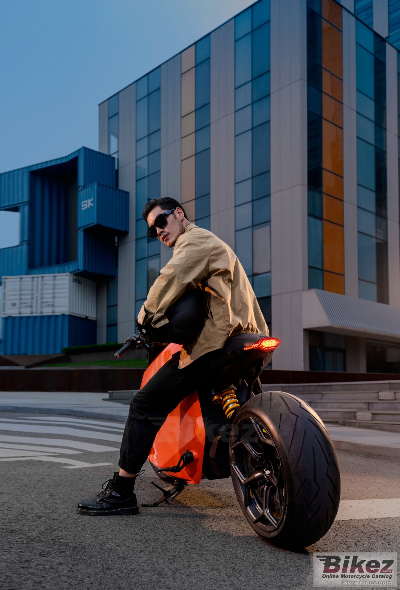 Davinci DC100 poster